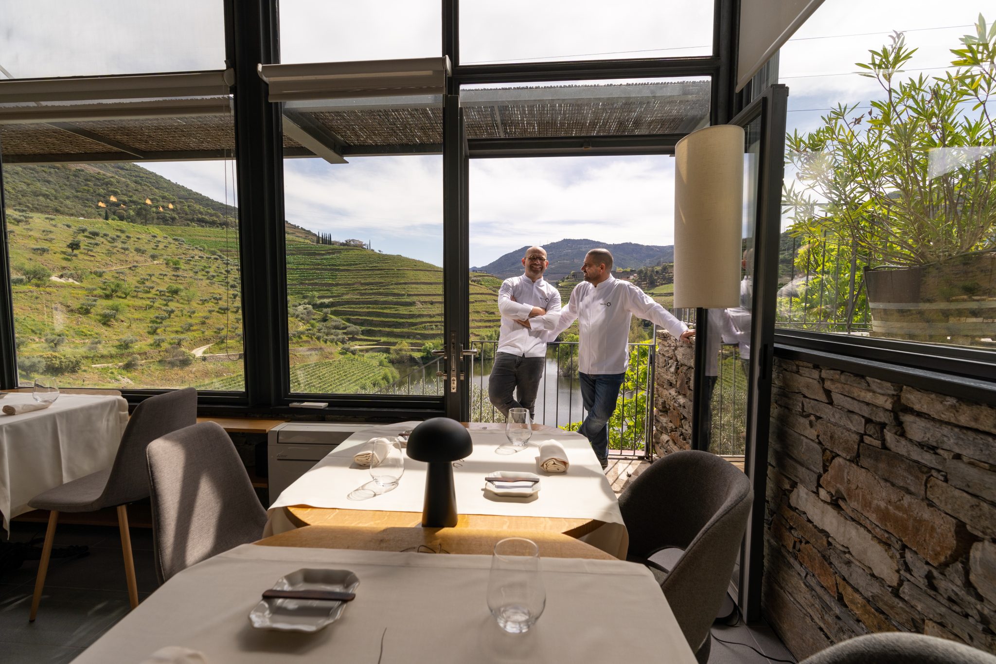 Bistro Terrace - Quinta do Tedo - Família Geadas